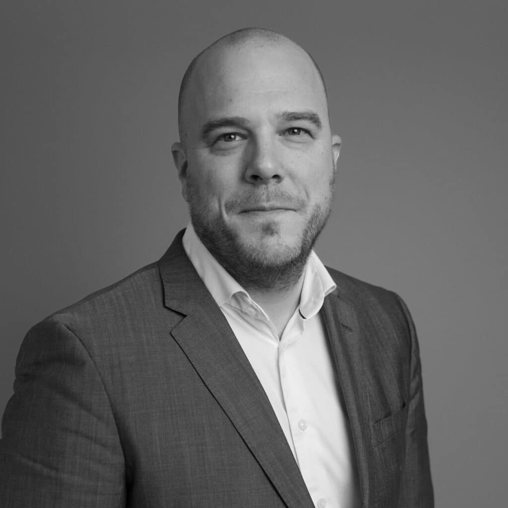 Marcus Hansson - Diplomat Communications